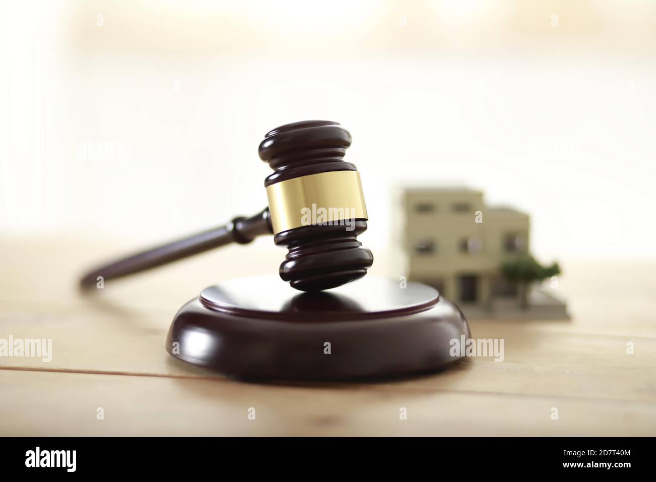 Gavel symbol hi-res stock photography and images - Alamy