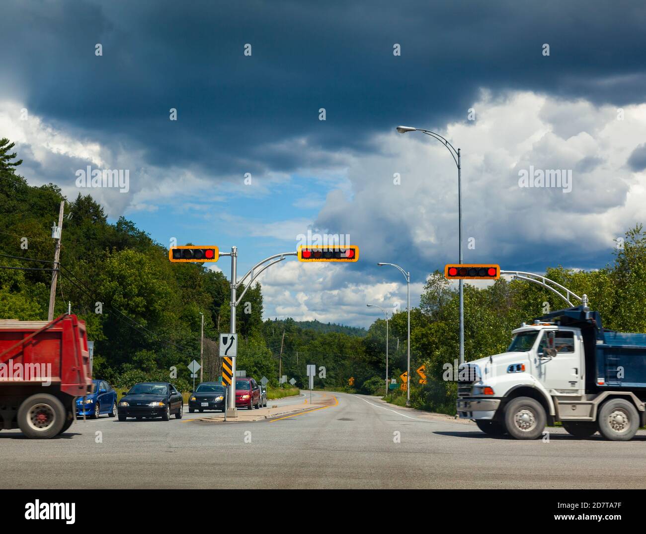 Intersection markings hi-res stock photography and images - Alamy