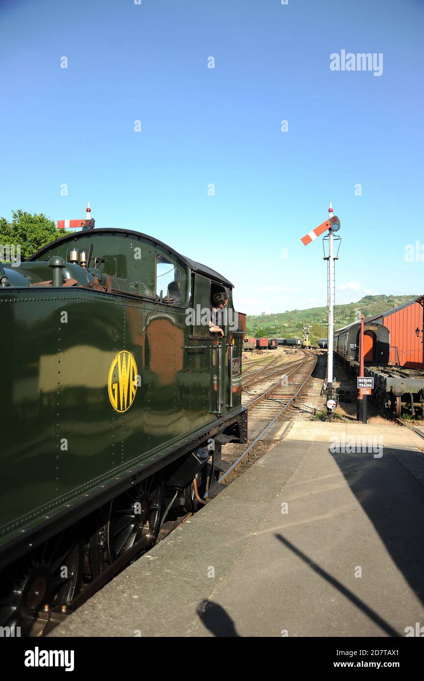 Gwr 4575 class locomotive hi-res stock photography and images - Alamy