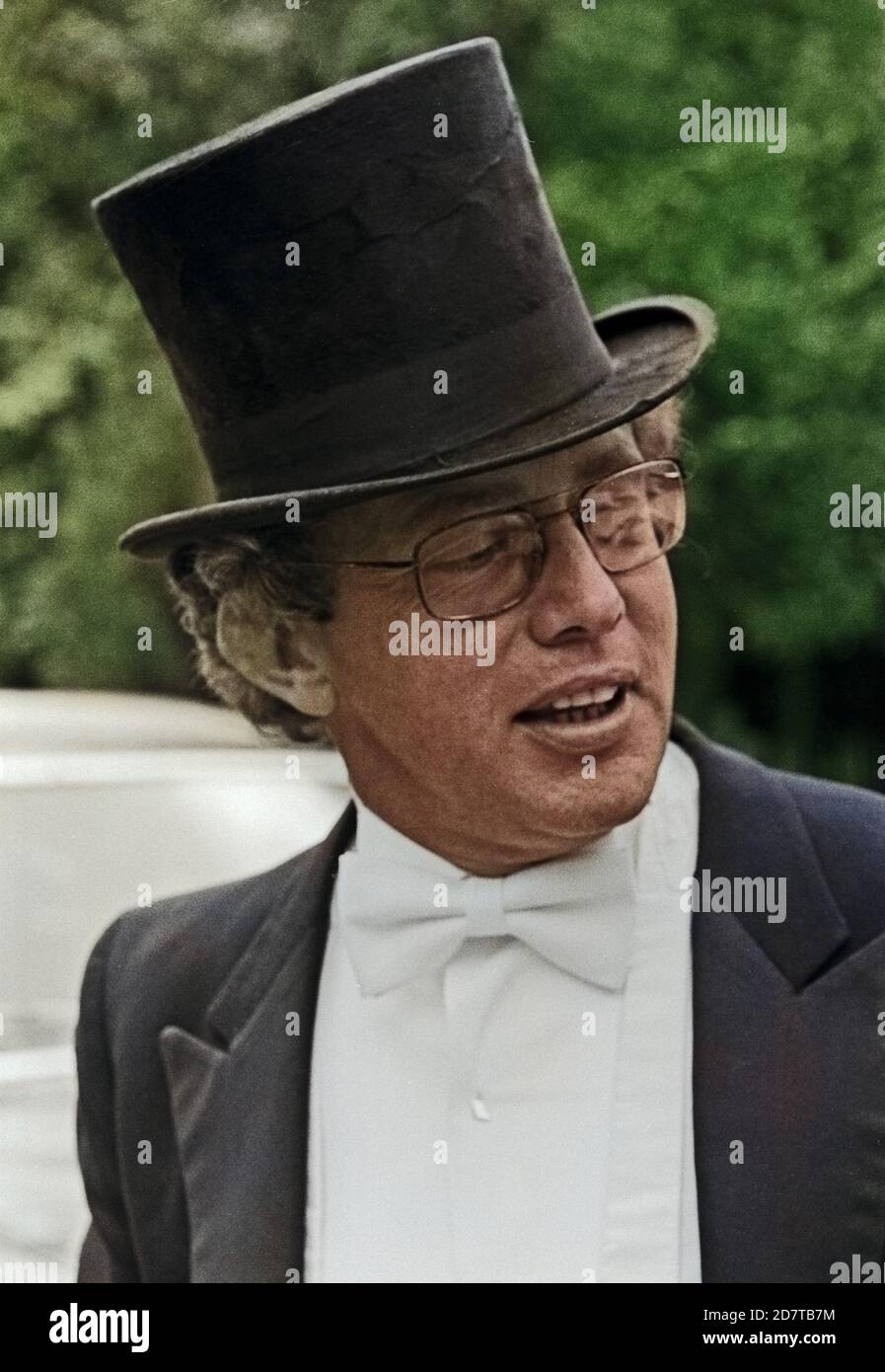 Dieter Thomas Heck, deutscher Moderator und Entertainer, mit Zylinder ...