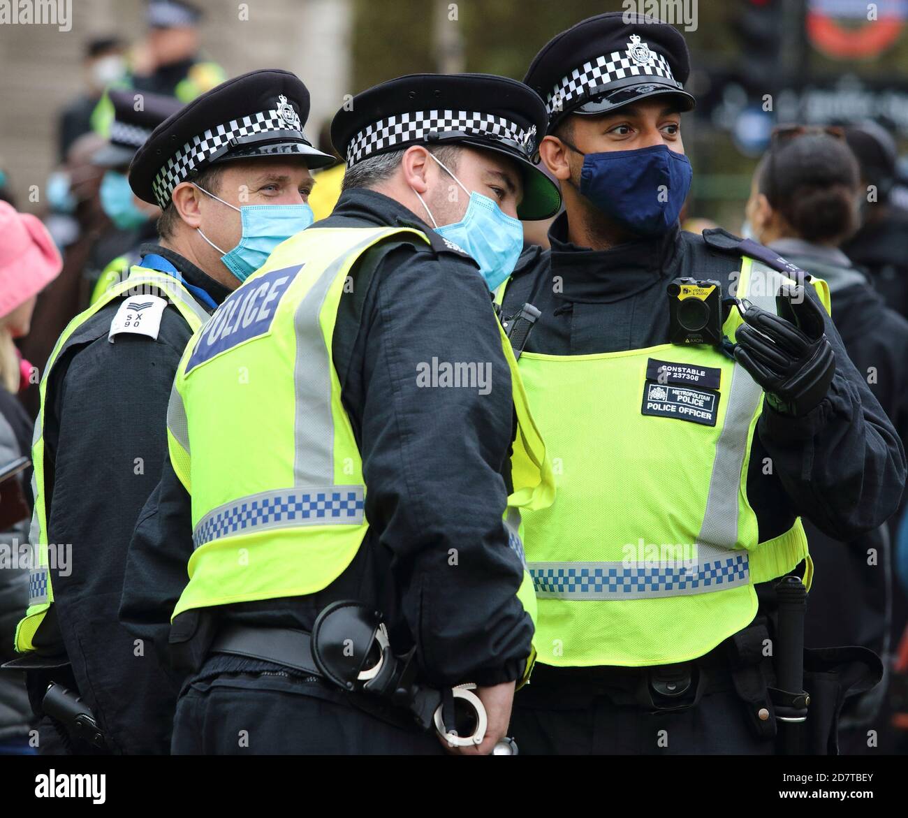 Tsg police officers hi-res stock photography and images - Alamy