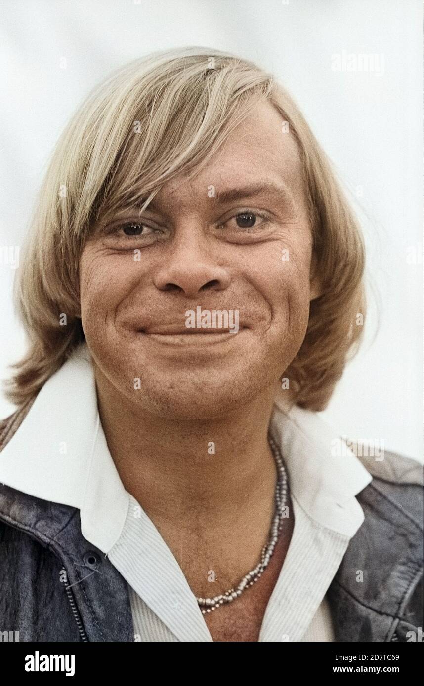 Deutscher schauspieler volker lechtenbrink hi-res stock photography and ...