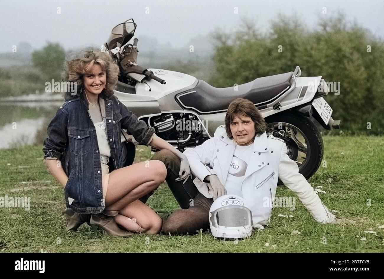 Bernd Clüver, deutscher Schlagersänger und das Fotomodell Marion Kurz ...