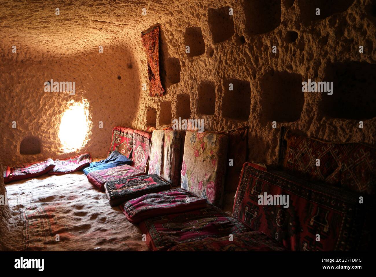 Ancient cave house interior Stock Photo - Alamy