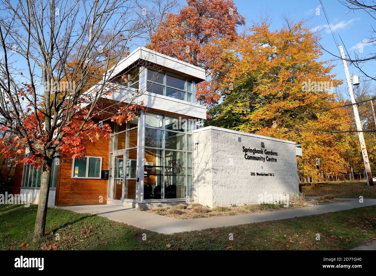 Entrance into wonderland hi-res stock photography and images - Alamy