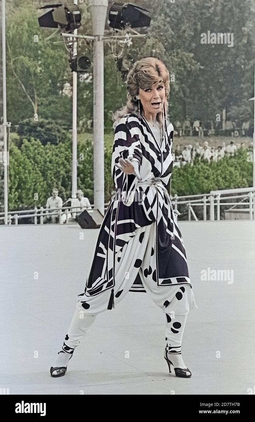 Heidi Brühl, deutsche Schlagersängerin und Schauspielerin, Deutschland ...