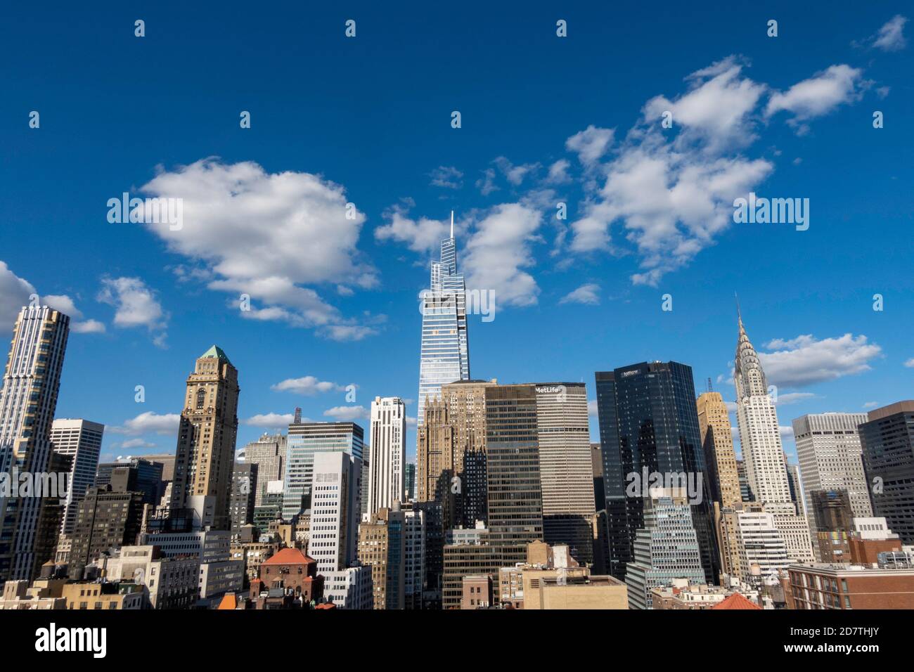 Midtown manhattan skyline skyscrapers hi-res stock photography and ...