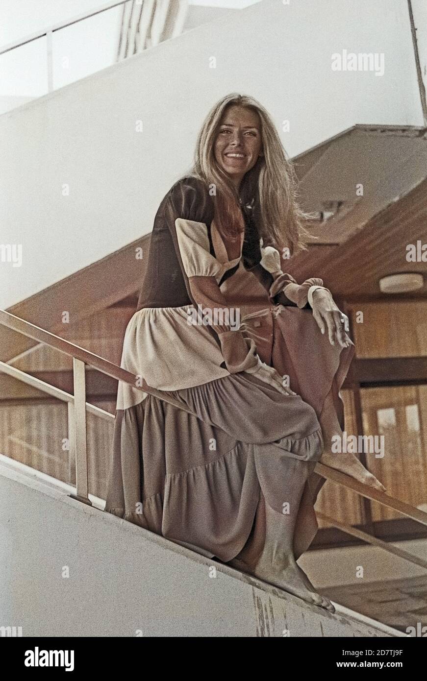 Lena Valaitis, deutsche Schlagersängerin, bei einem Mode Foto Shooting ...