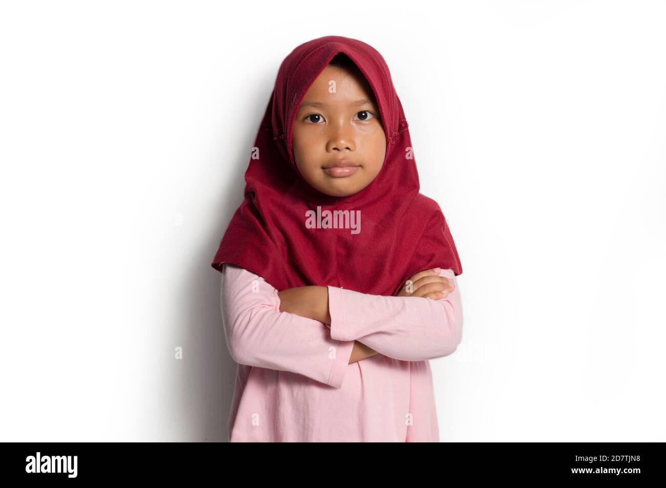asian little muslim girl wearing hijab Stock Photo - Alamy