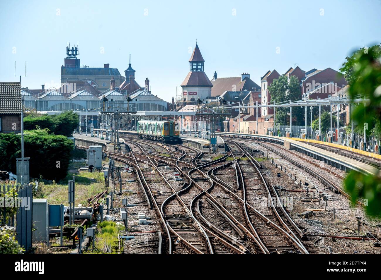 Railway station bognor regis hi-res stock photography and images - Alamy