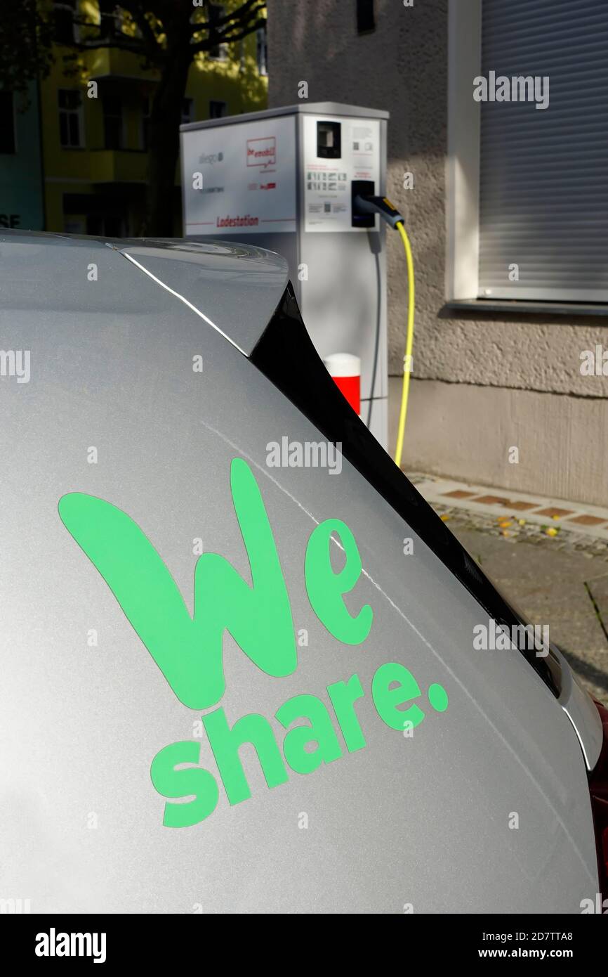 WeShare – electric car sharing from Volkswagen Stock Photo - Alamy