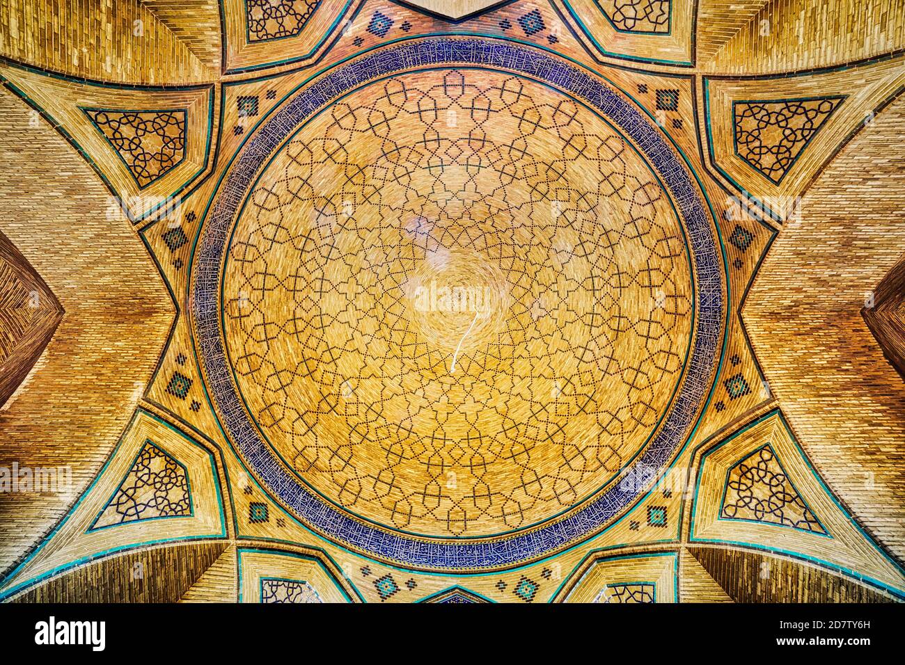 Hakim mosque isfahan hi-res stock photography and images - Alamy