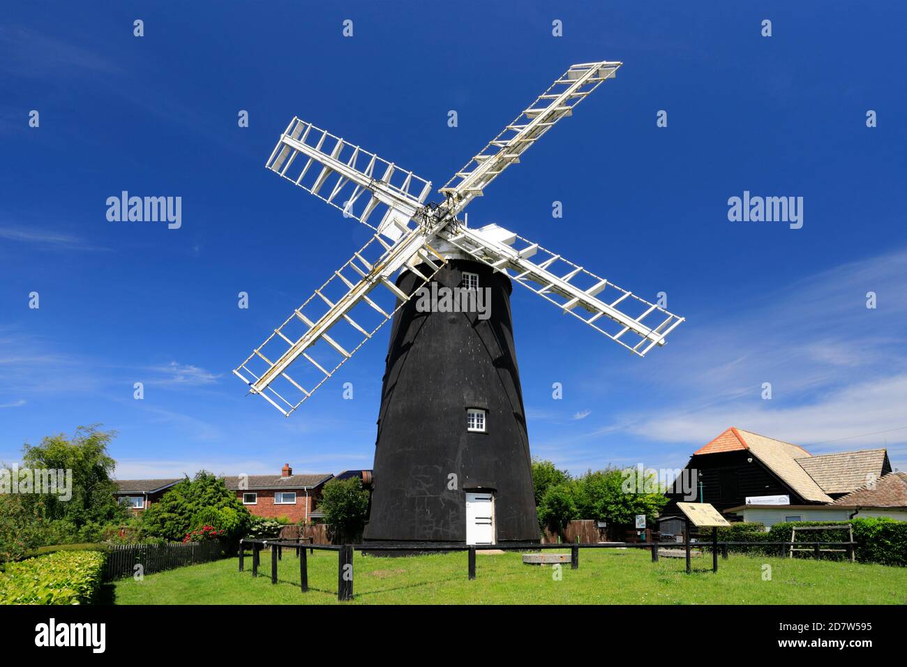 English windmills hi-res stock photography and images - Alamy