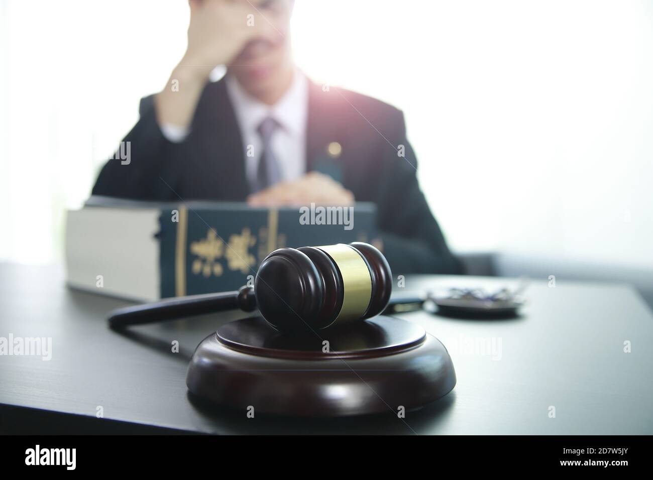 Law suit hi-res stock photography and images - Alamy
