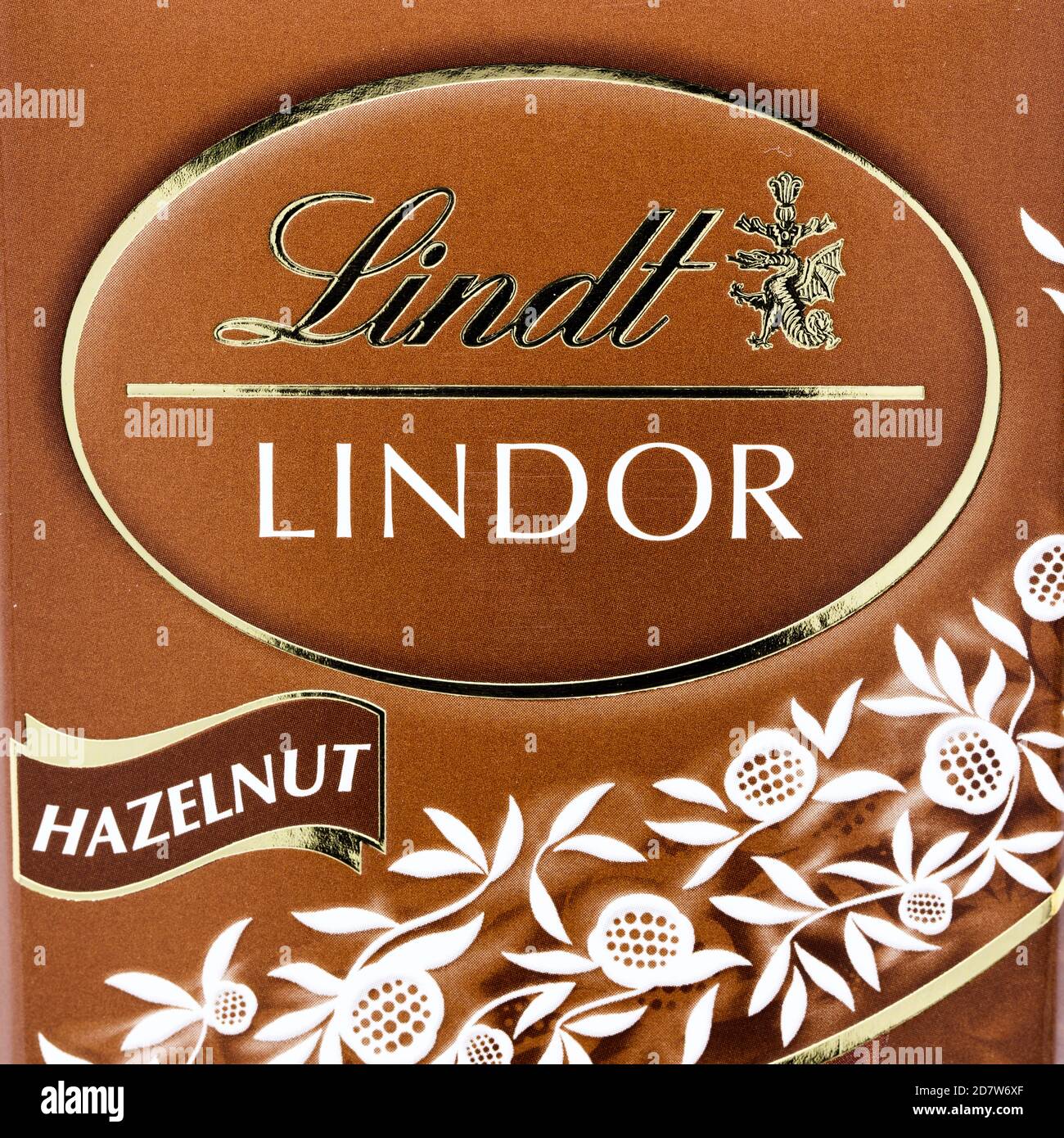 Lindt lindor chocolates hi-res stock photography and images - Alamy