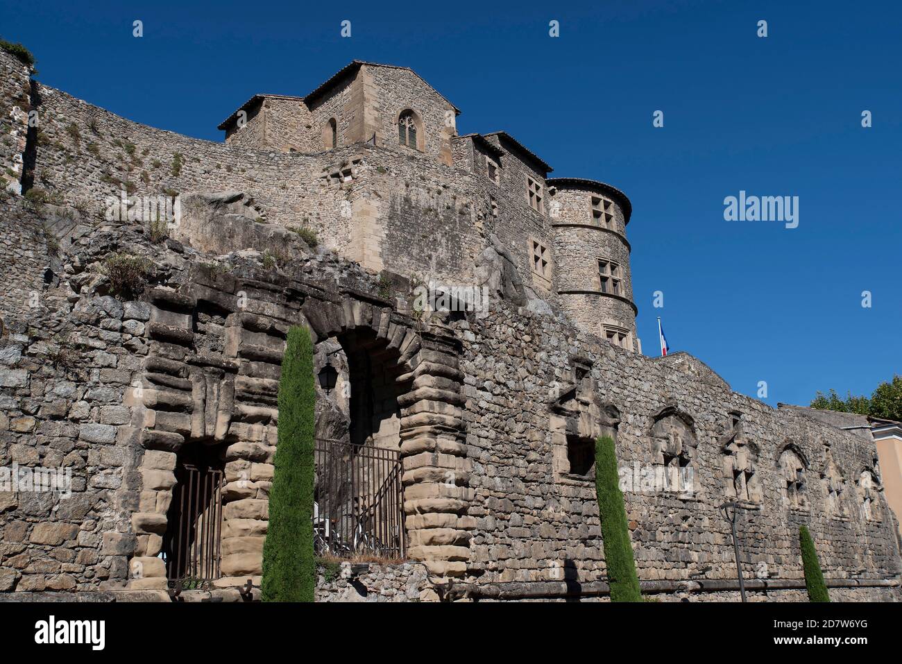 Tournon sur rhône ardèche hi-res stock photography and images - Alamy