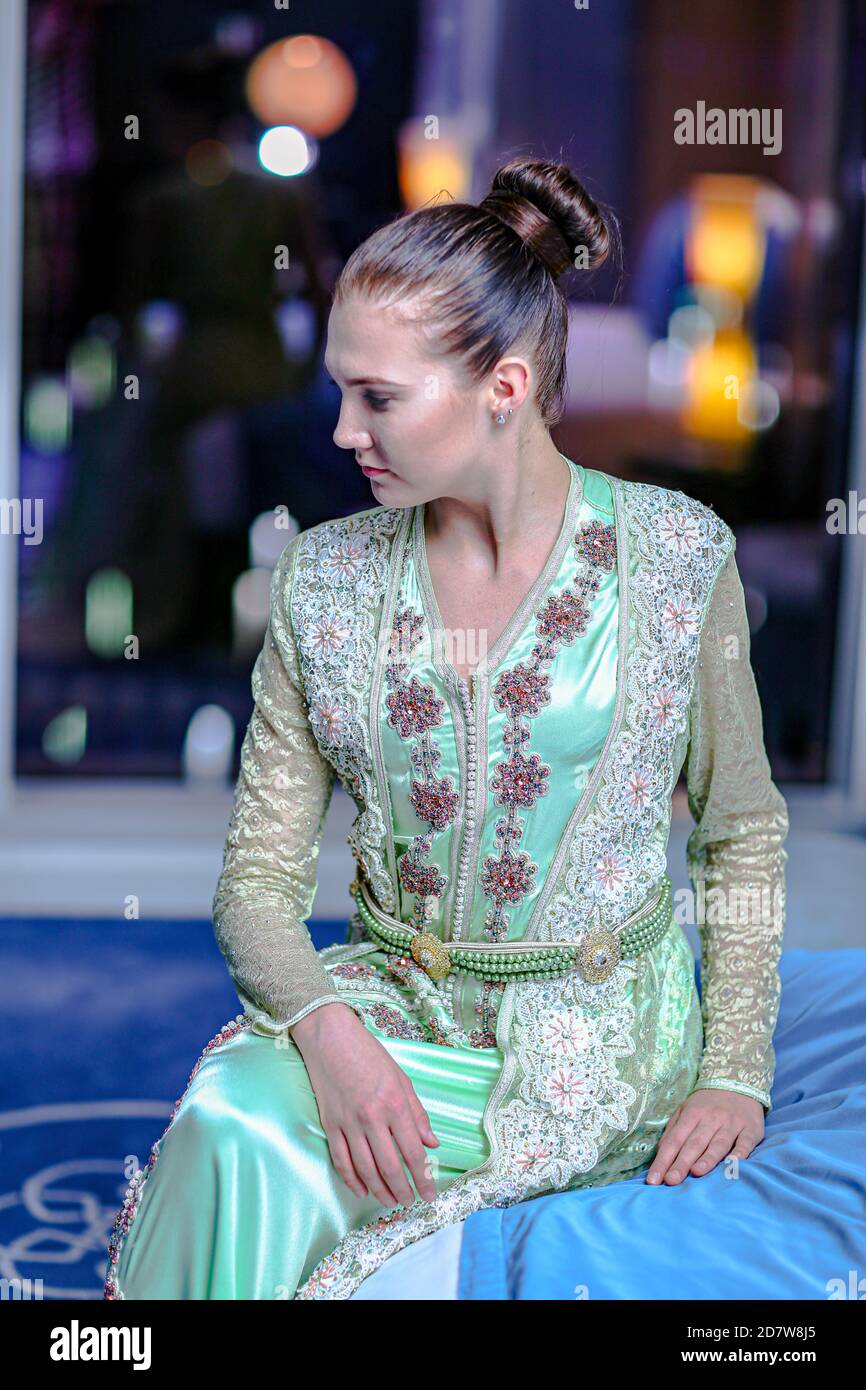 Arab Model in Arab Transitional Abaya Dress Stock Photo - Alamy