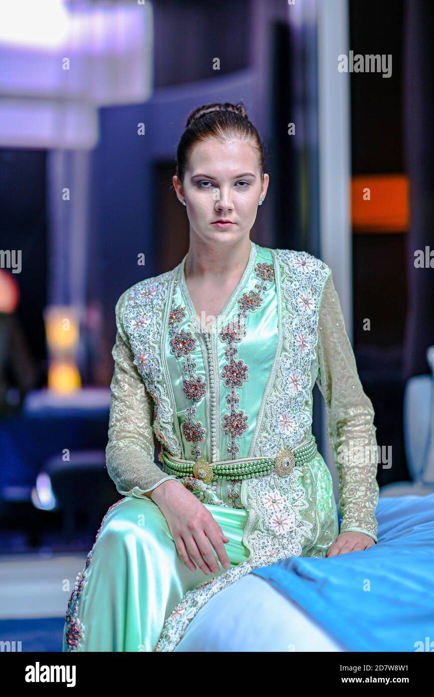 Arab Model in Arab Transitional Abaya Dress Stock Photo - Alamy