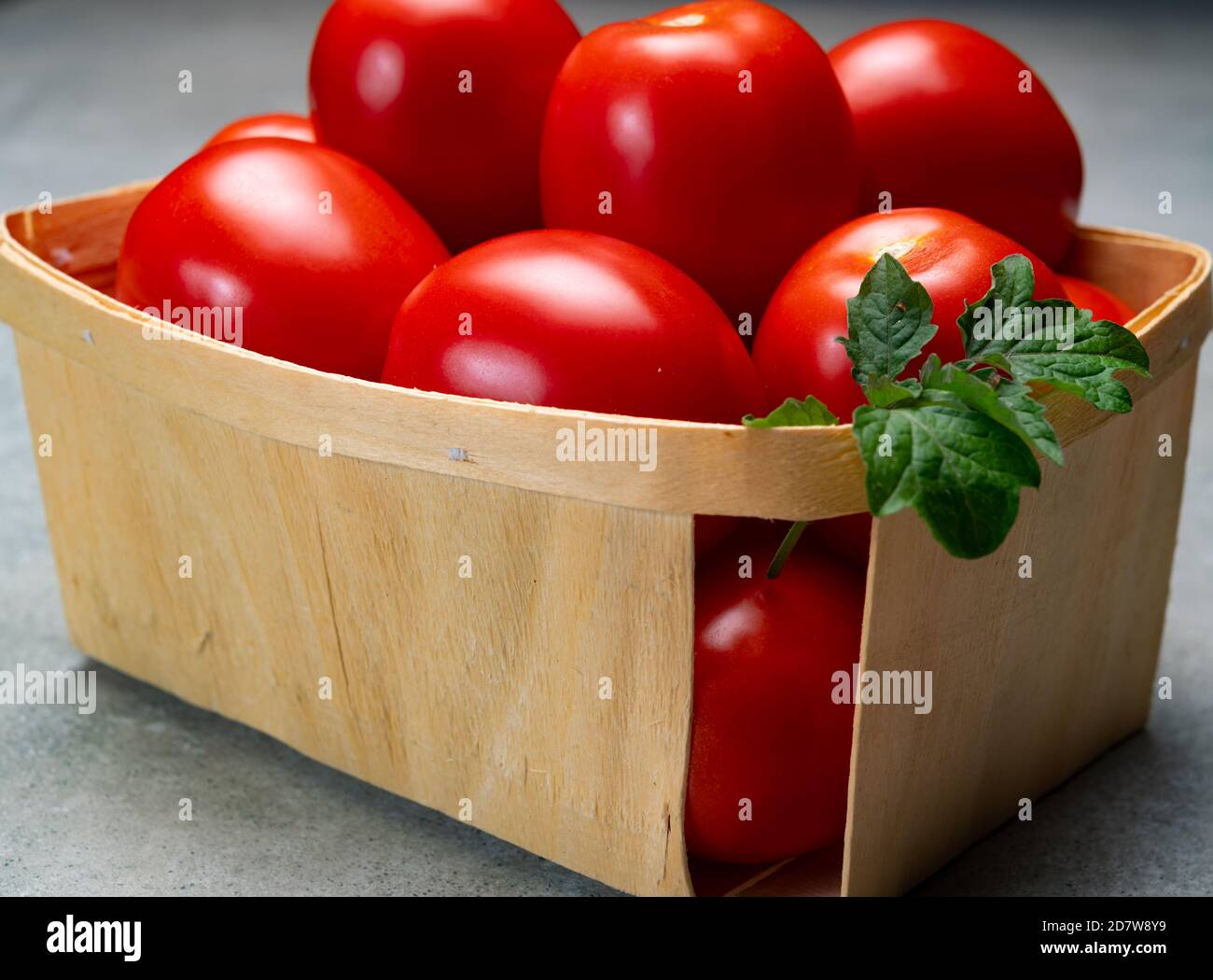 New harvest of fresh ripe red tomatoes close up Stock Photo - Alamy