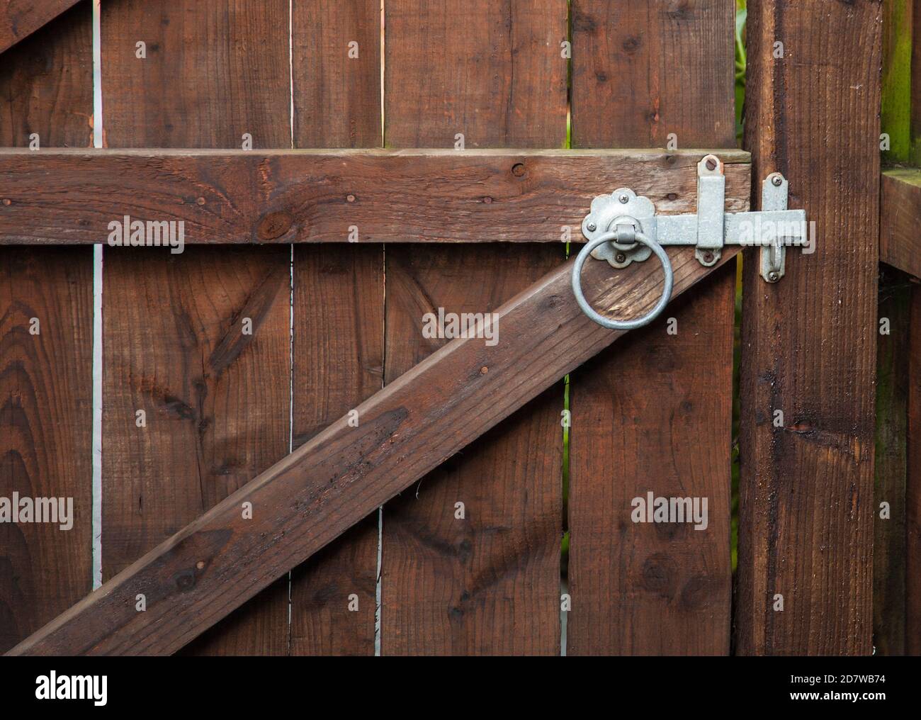 Gate latch hi-res stock photography and images - Alamy