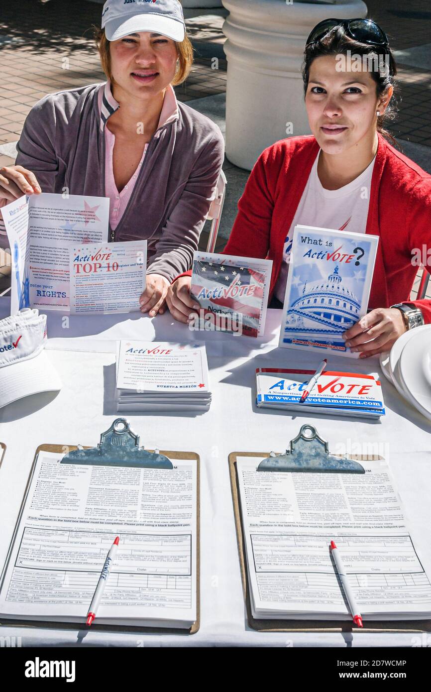 Women voter drive hi-res stock photography and images - Alamy