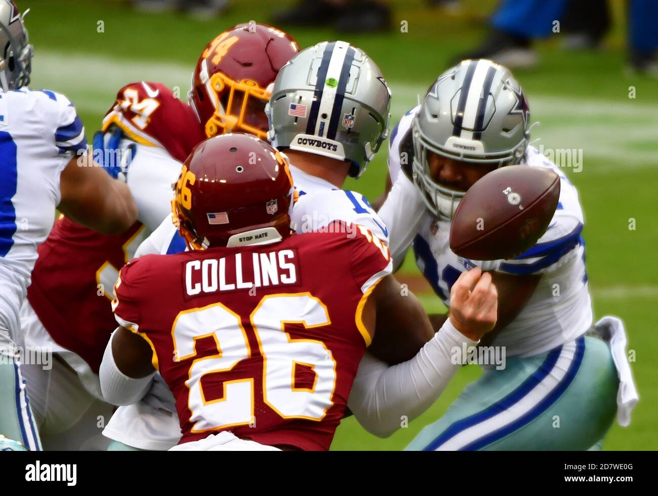 Dallas cowboys quarterback andy dalton 14 hi-res stock photography and ...