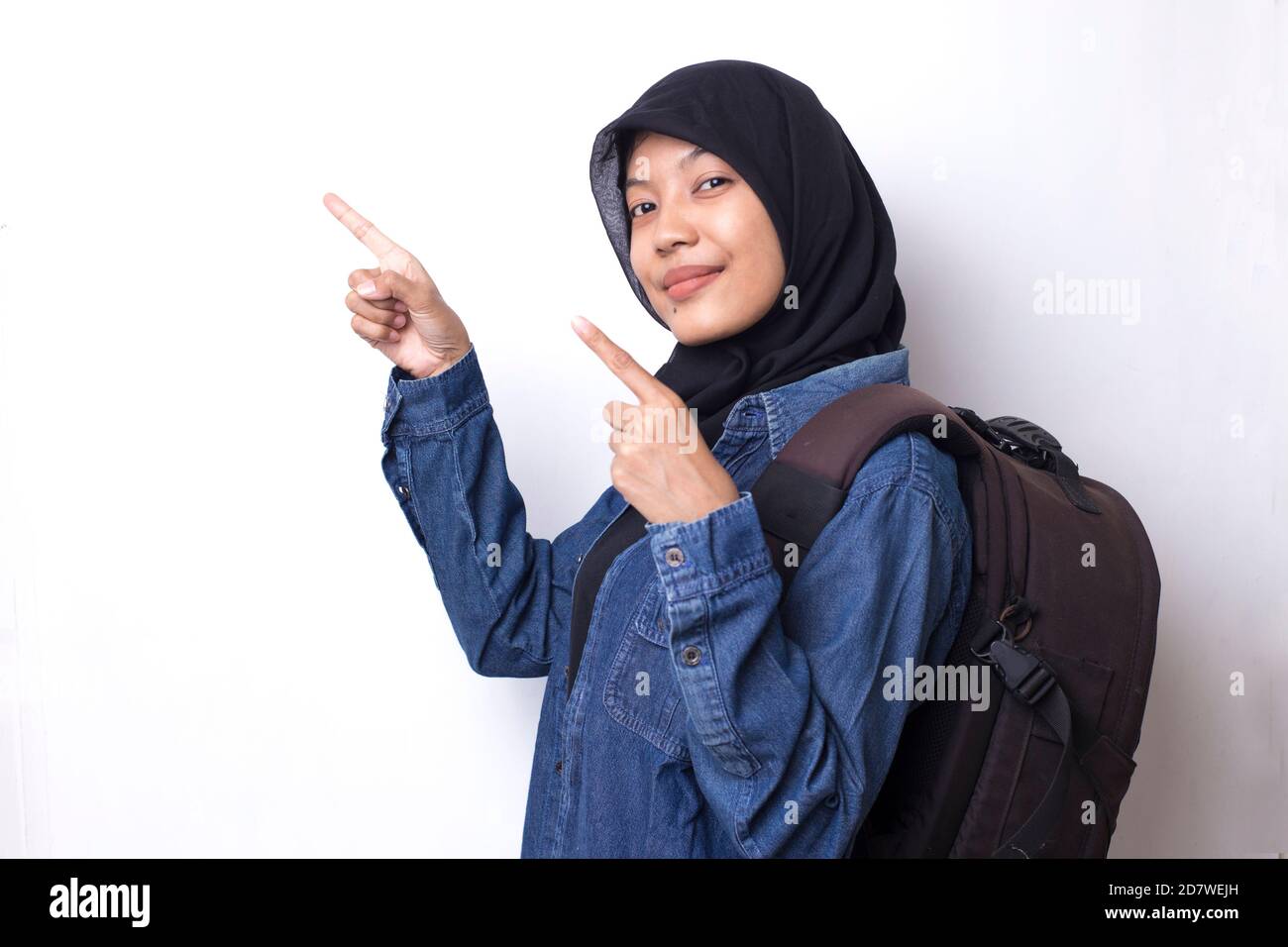 Asian muslim woman hijab backpacker isolated on white background Stock ...