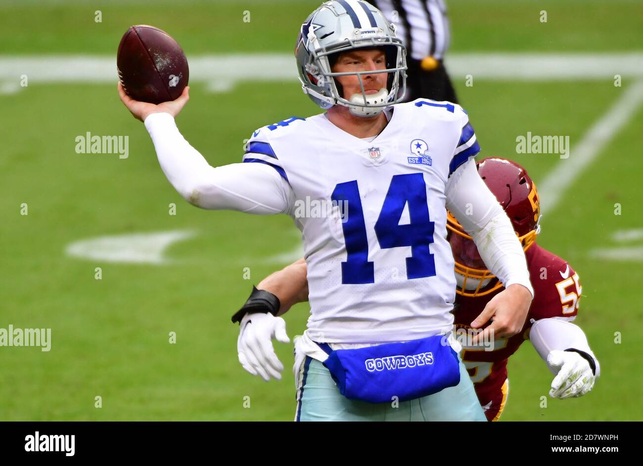 Dallas cowboys quarterback andy dalton 14 hi-res stock photography and ...