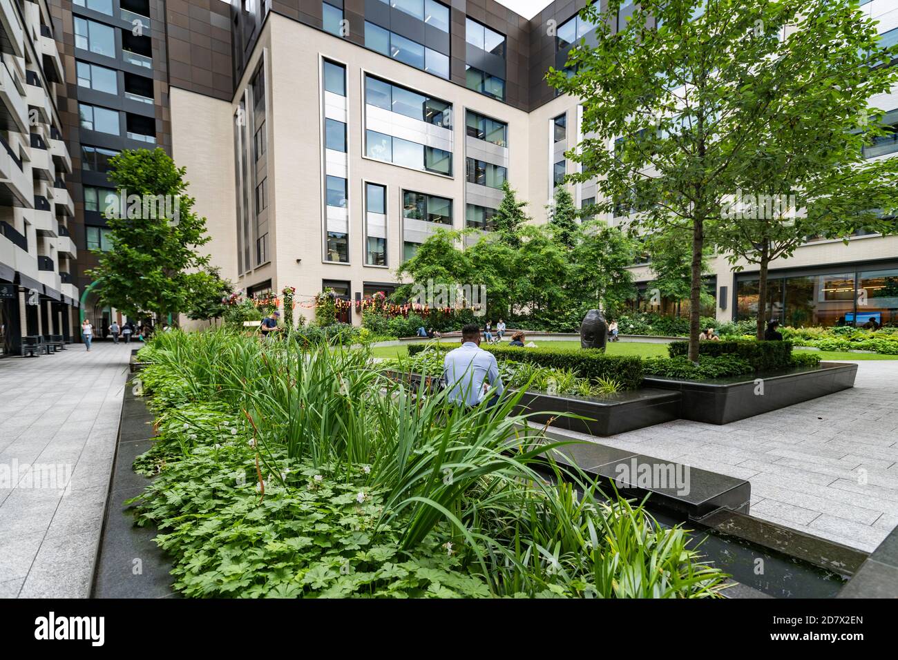 Rathbonesquare hi-res stock photography and images - Alamy