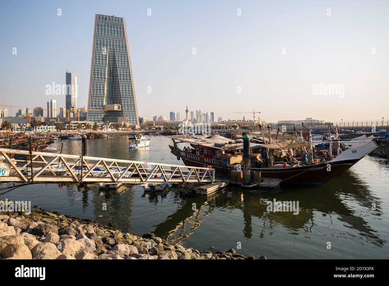 Kuwait fish market hi-res stock photography and images - Alamy