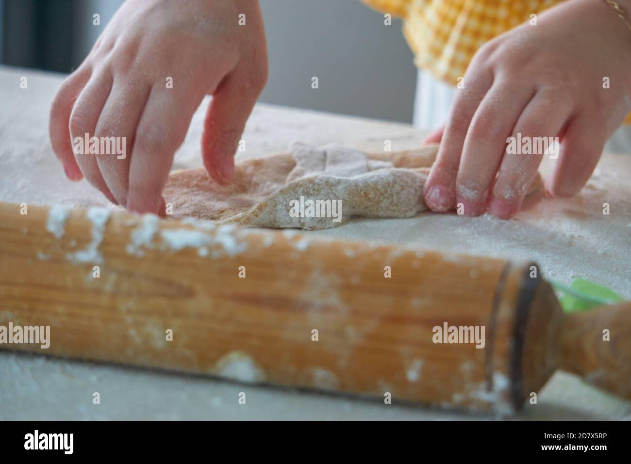 Kneading motion hi-res stock photography and images - Alamy