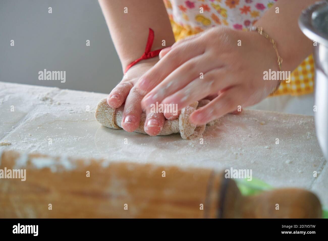 Kneading motion hi-res stock photography and images - Alamy