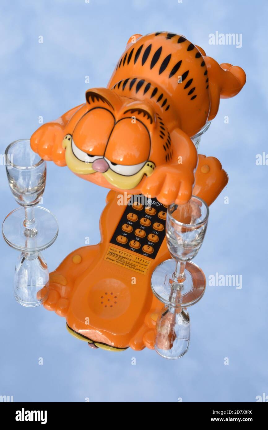 Push button Garfield phone from the 1980s era Stock Photo - Alamy