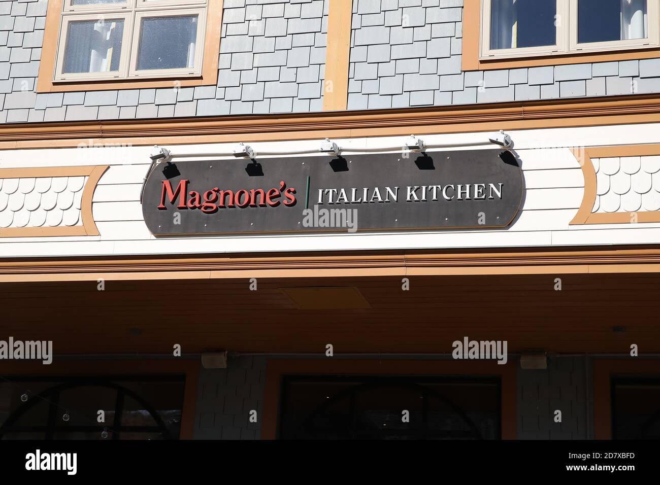 Magnones hi-res stock photography and images - Alamy