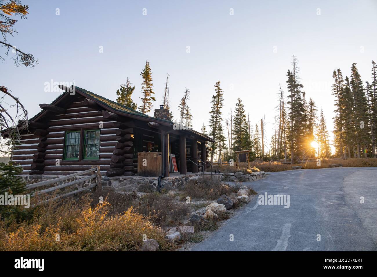 Beautiful sunrise landscape of the visitor center at Cedar Breaks, Utah ...