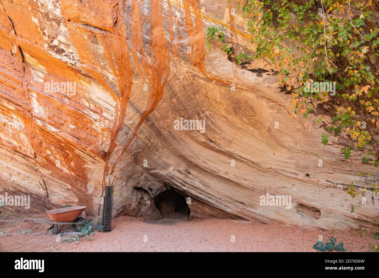 Exterior view of The Moqui Cave at Utah Stock Photo - Alamy