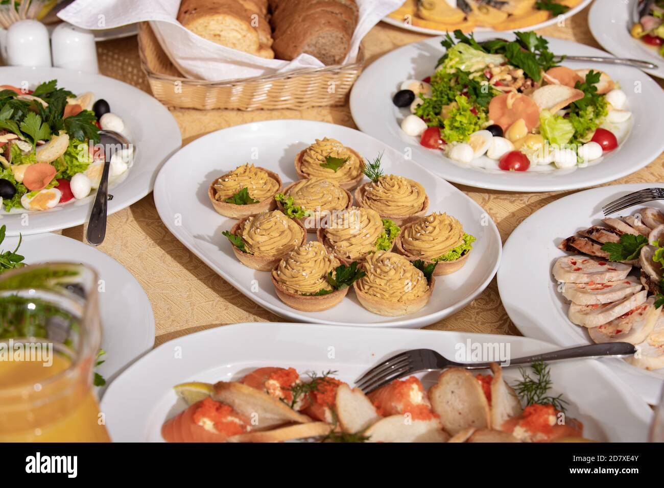 Buffet style food - a series of RESTAURANT images Stock Photo - Alamy