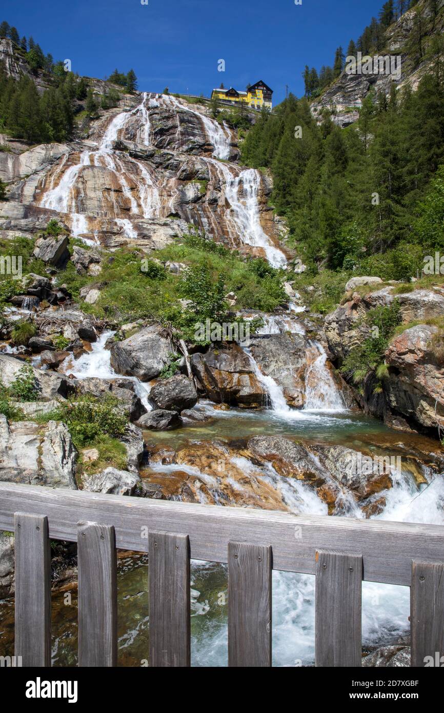 Toce waterfall italy hi-res stock photography and images - Alamy