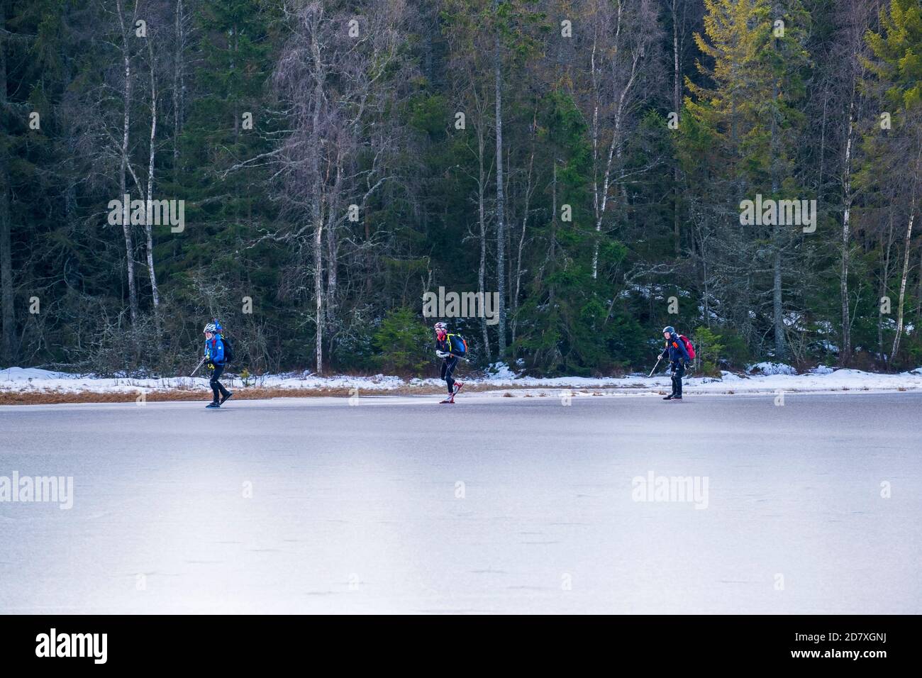 Long distance ice skating hi-res stock photography and images - Alamy