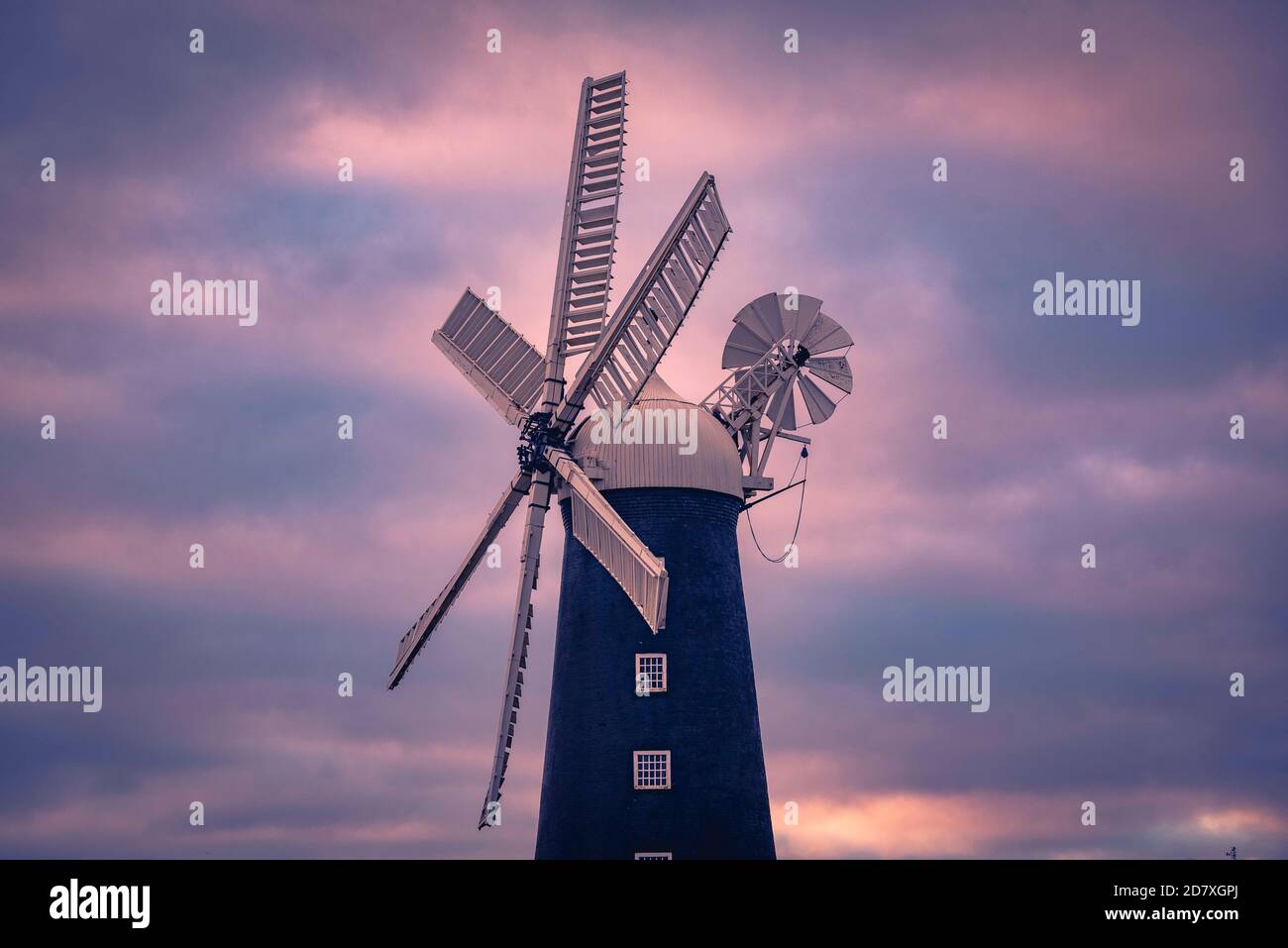 Old grimsby lincolnshire hi-res stock photography and images - Alamy