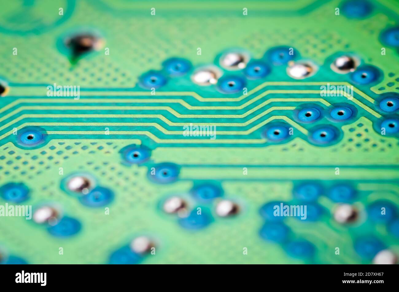 Resistors circuitboard hi-res stock photography and images - Alamy
