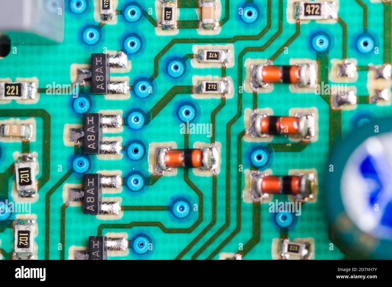 Resistors circuitboard hi-res stock photography and images - Alamy