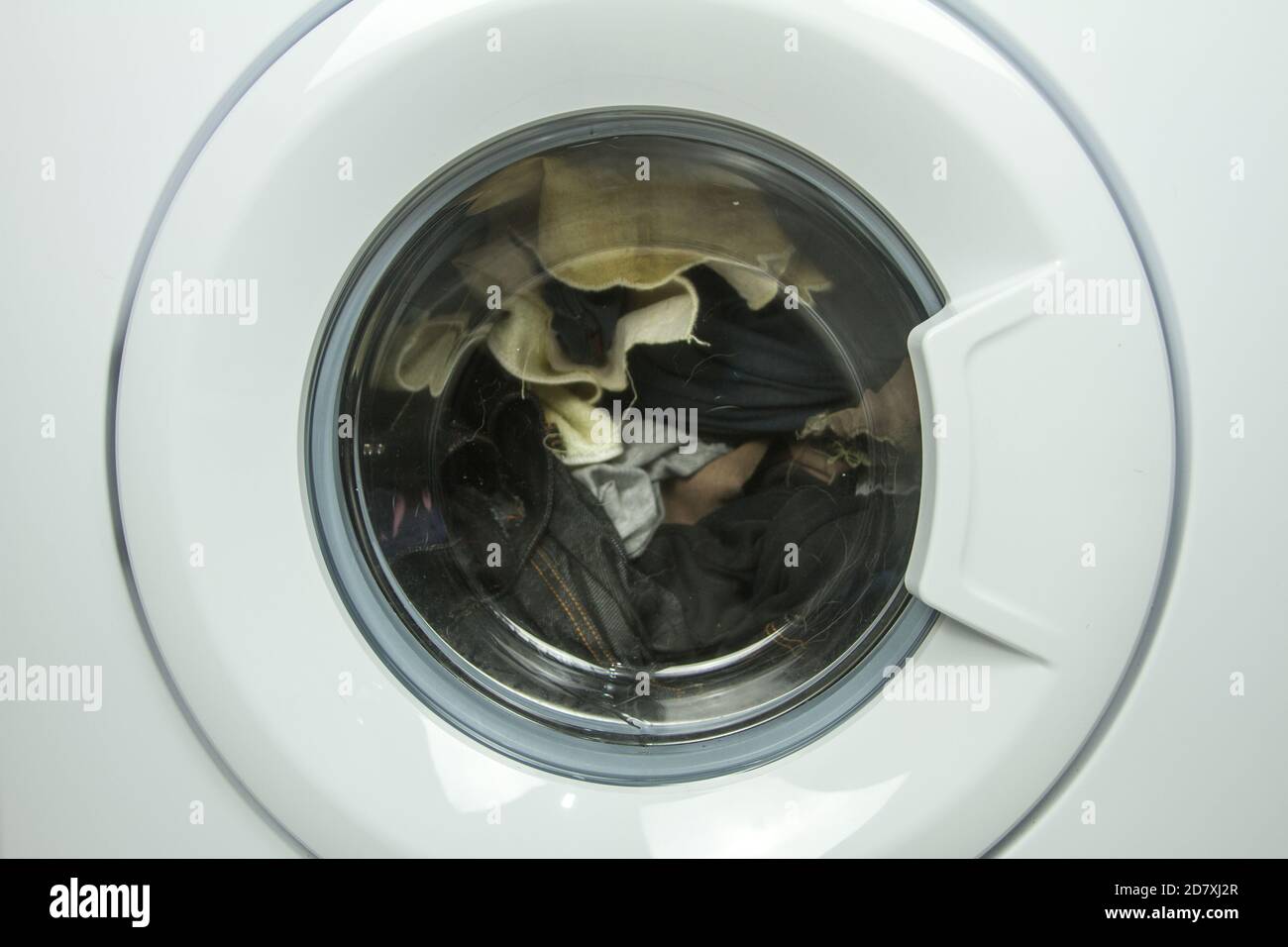 Washing machine door hi-res stock photography and images - Alamy