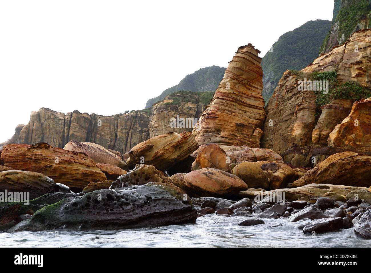 Coastal rock formations in Nanya, Northeast Coast National Scenic Area ...