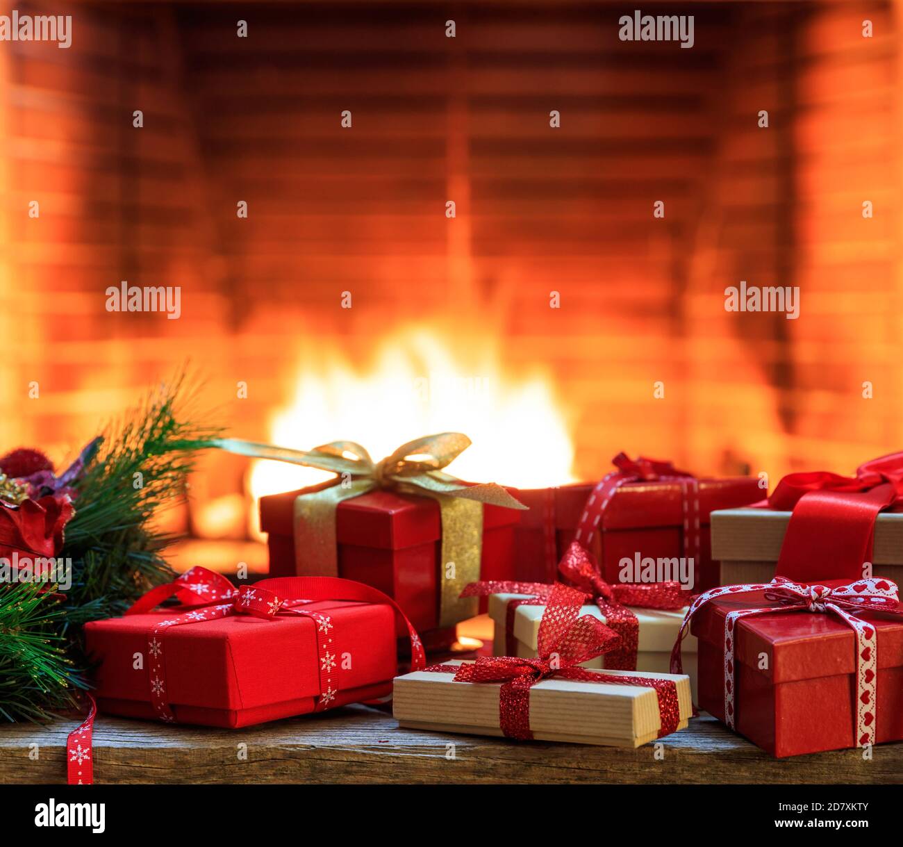 Fireplace boxes hi-res stock photography and images - Alamy