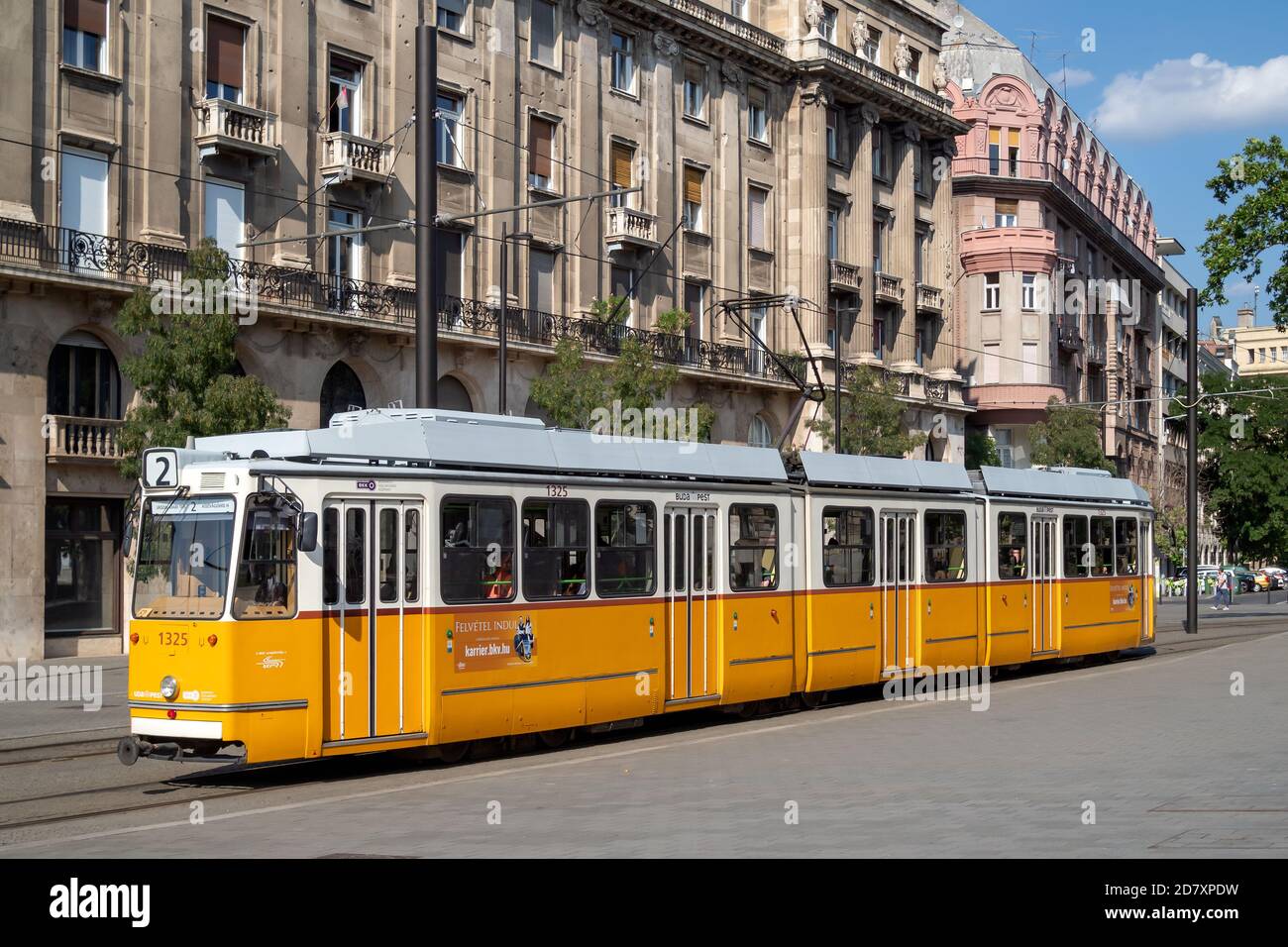 Yellow tram budapest hi-res stock photography and images - Alamy