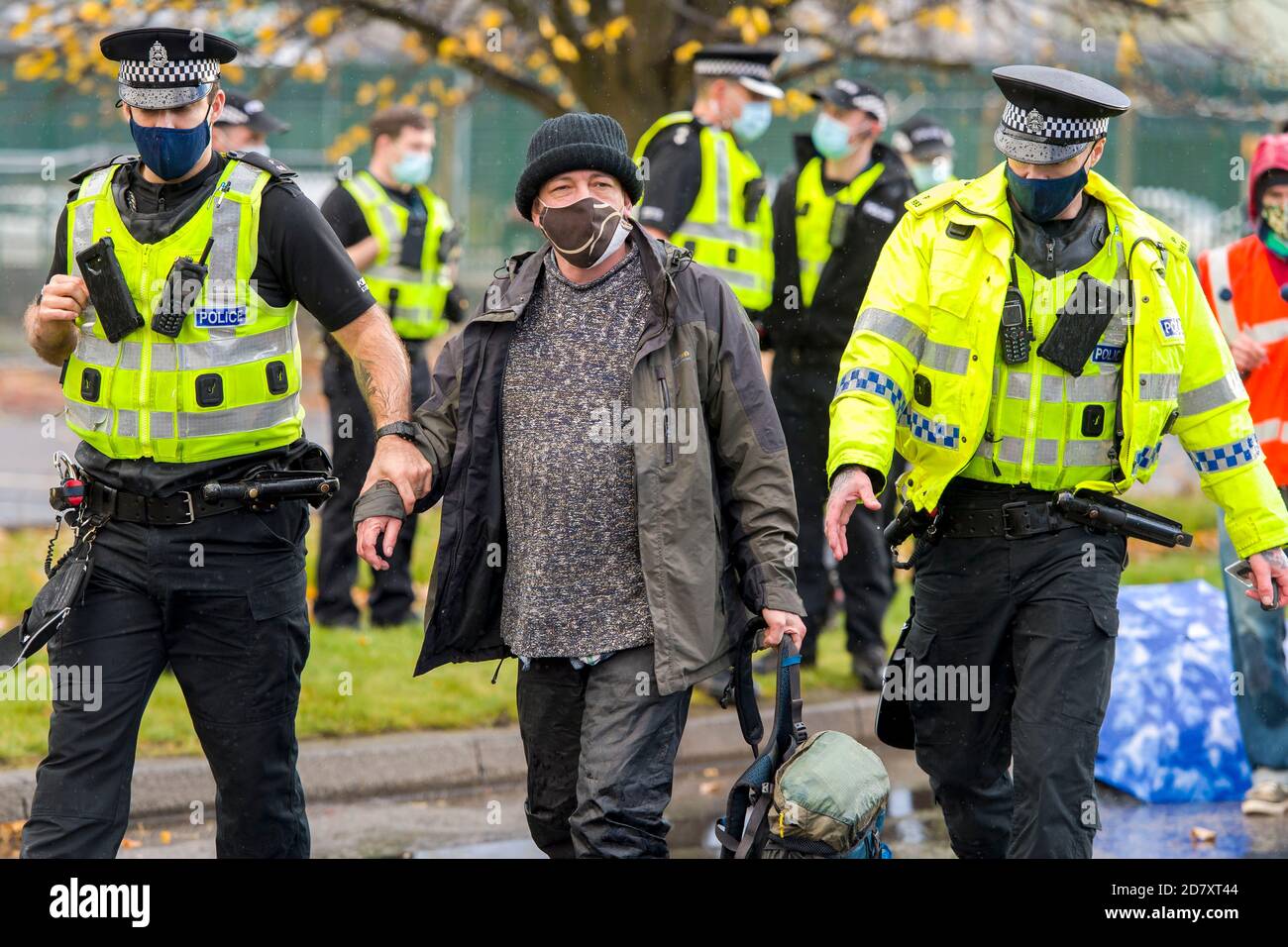 Scaffolding extinction rebellion hi-res stock photography and images ...