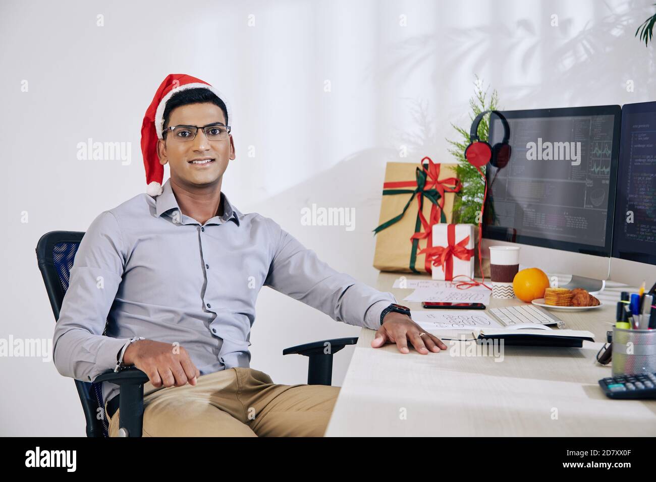 Programmer celebrating Christmas Stock Photo - Alamy