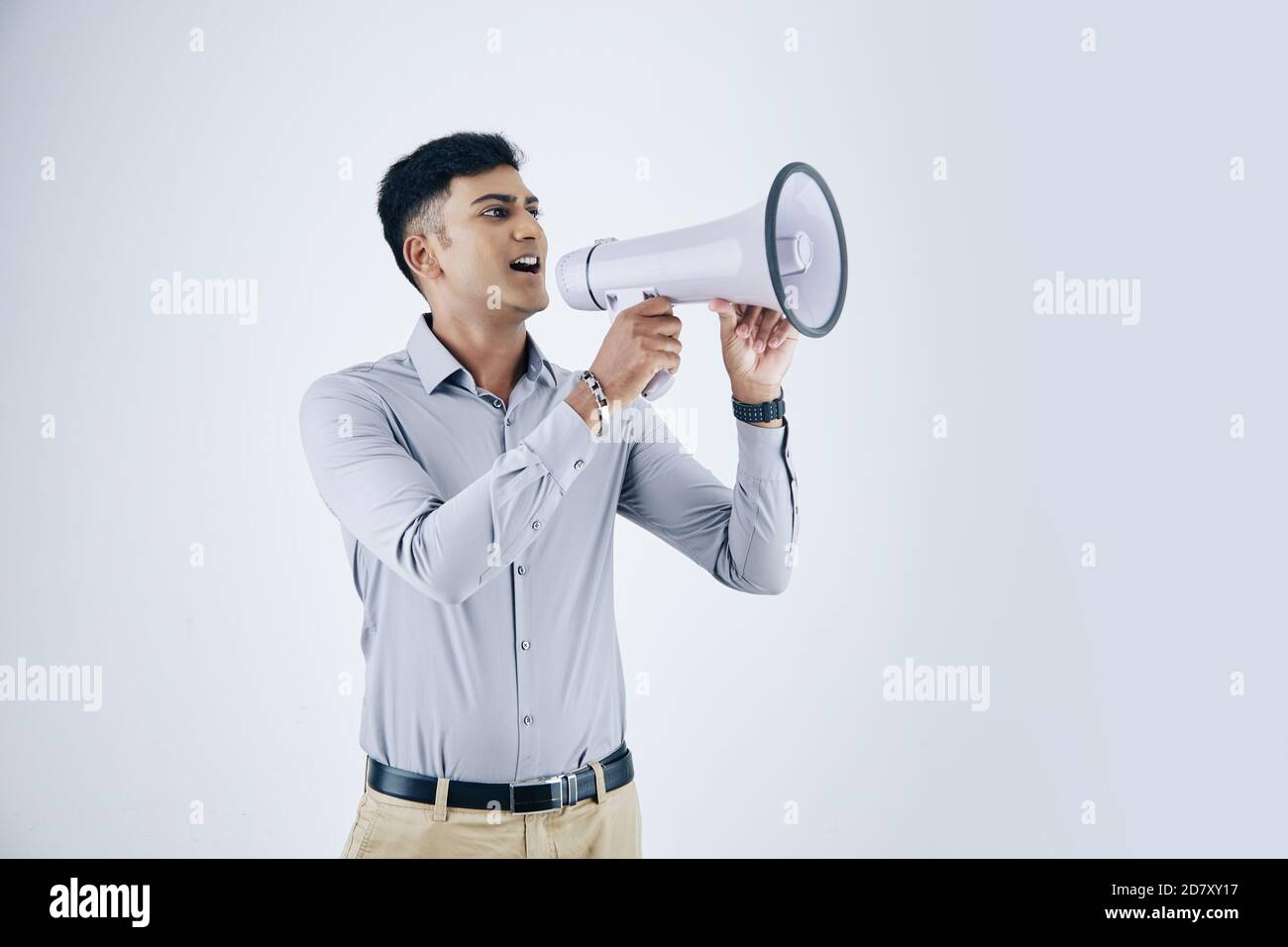 Indian male shouting hi-res stock photography and images - Alamy