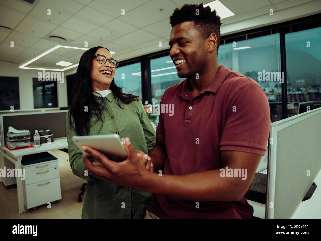 Finishing business hi-res stock photography and images - Alamy
